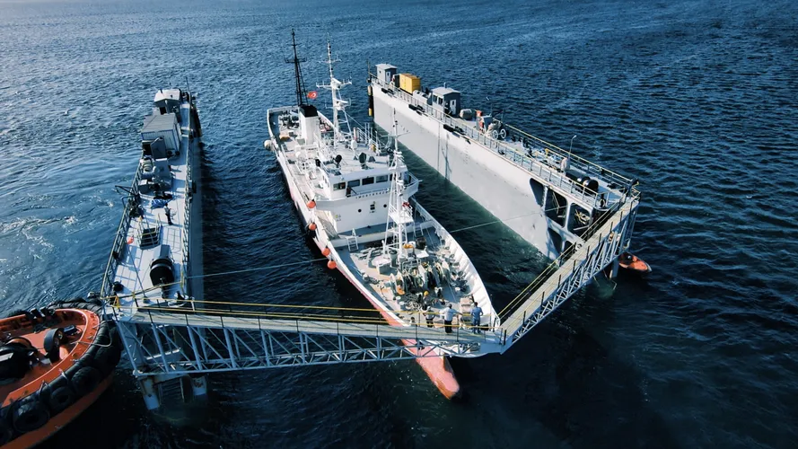 Azumi yacht (Sanuki, 67.1m, 1998)